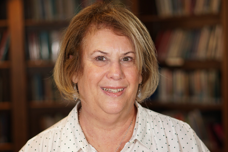 Arlene Mayo - Temple Ahavat Shalom